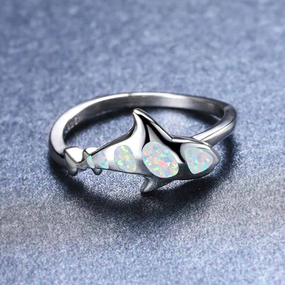 Iridescent Shark Ring | Citrus Reef