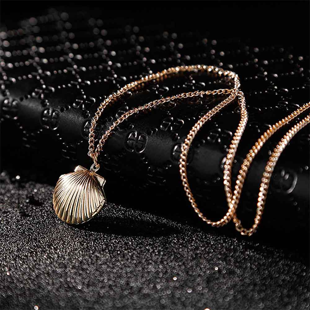 Gold Clam Shell Locket | Citrus Reef